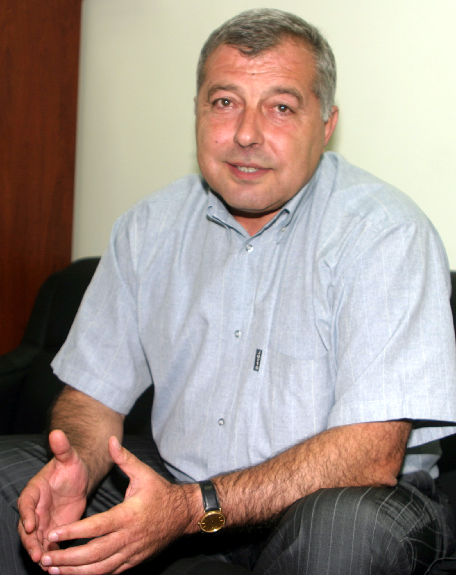 Евгени Узунов
