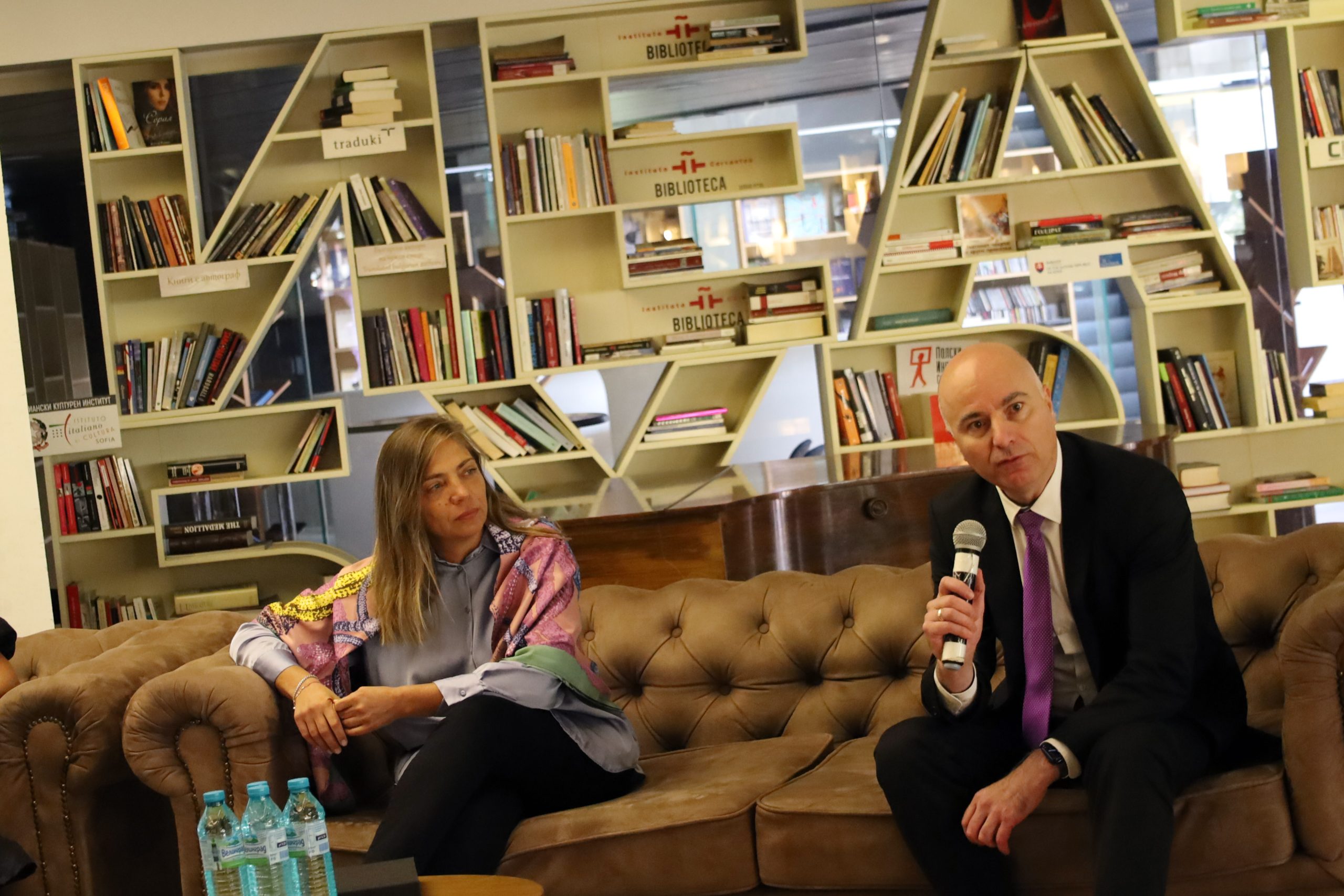 Fibank и Mastercard с дигитална платформа за финансова грамотност за децата