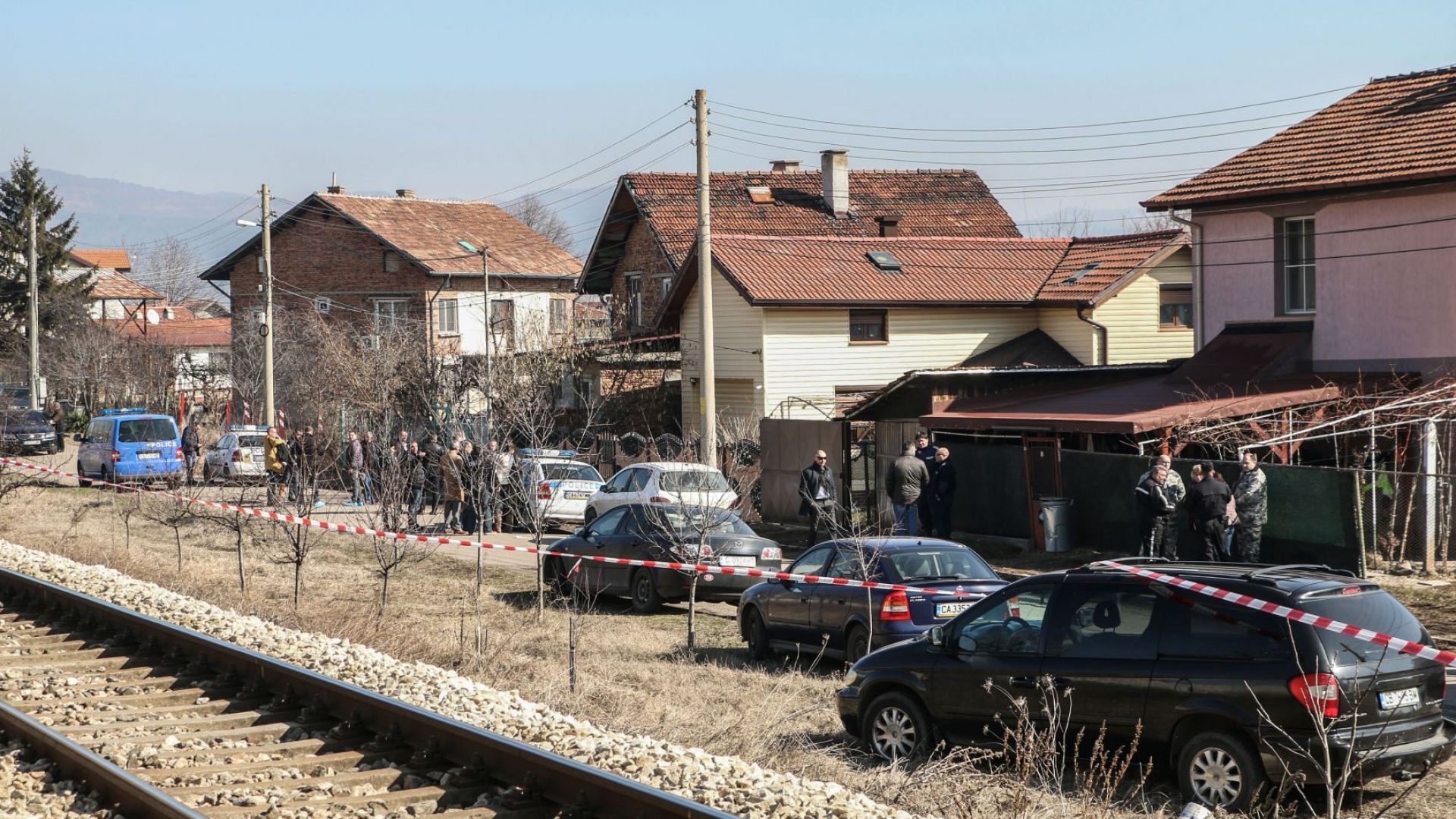 Осъдиха прокуратурата да плати 75 бона за клането в Нови Искър